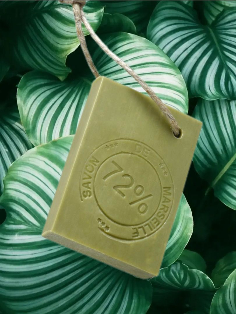 Traditional Marseille Slice Soap On A Rope – Maitresavonitto